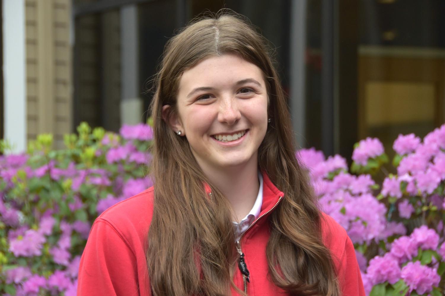 Kate Novack ’24 – The Looking Glass