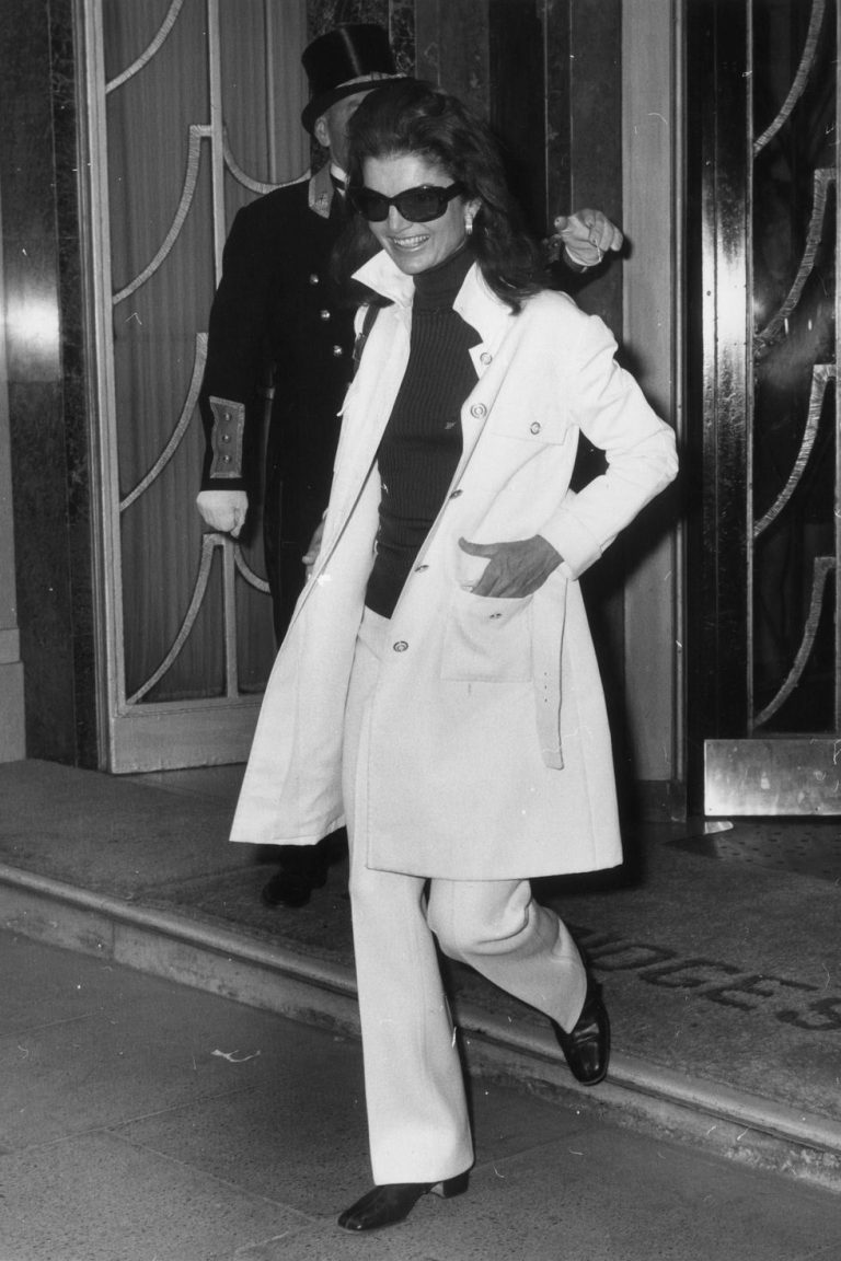 Jackie Kennedy Onassis: The Greatest Fashion Icon of the 1960’s – The ...
